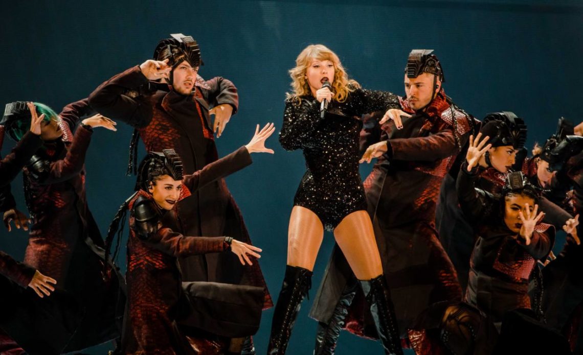 Review: Taylor Swift’s Reputation Tour – from the Snake Pit! - YOUR EX