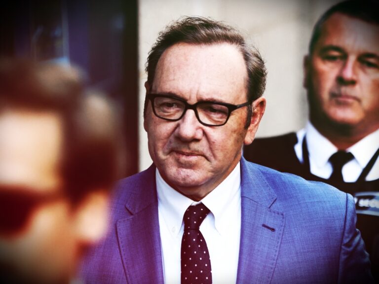 Kevin Spacey Describes Fear Of Coming Out Due To "White Supremacist ...