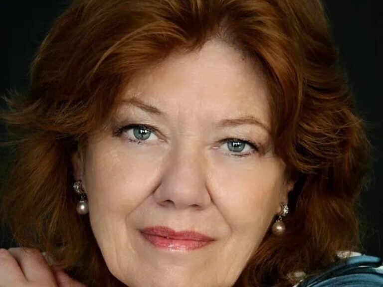 Crime Writer Anne Perry Dies - YOUR EX