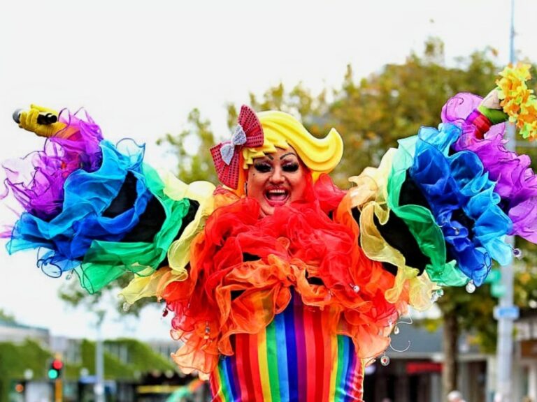 Auckland’s Rainbow Parade: A Celebration of Visibility and Unity - YOUR EX