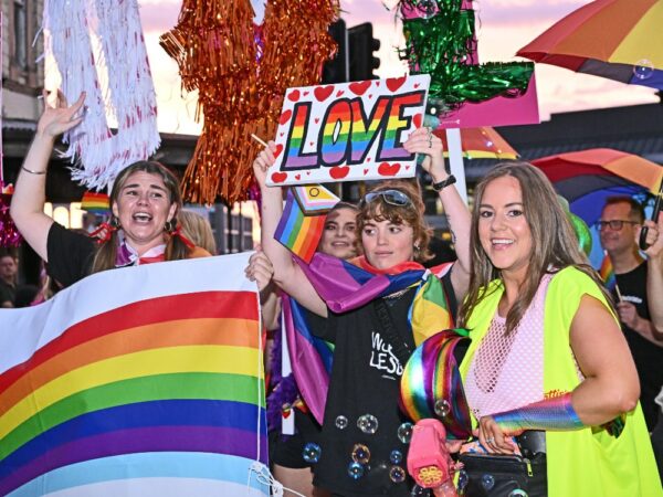 Dancing In The Streets! Final Pics of Auckland Rainbow Parade - YOUR EX